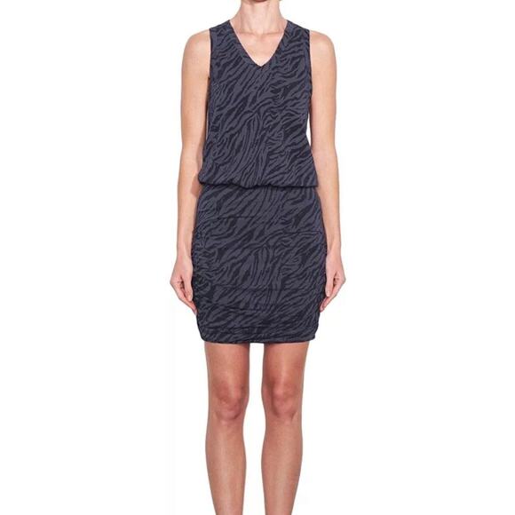 Sundry | Dresses | Sundry Dress Women Size 3 Large Gray Zebra Vneck ...